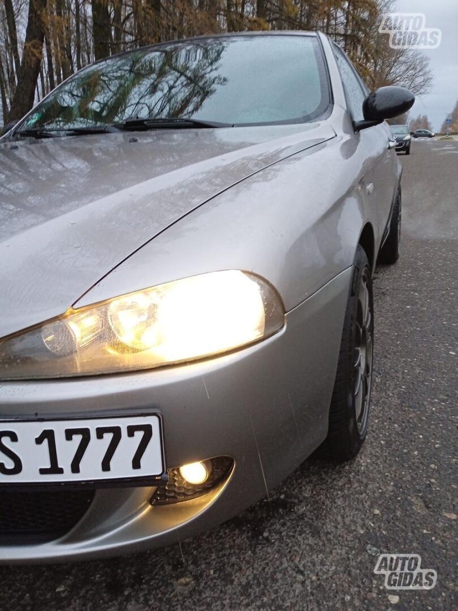 Alfa Romeo 147 2010 in Marijampole, with an engine capacity of 1.60 L and mileage of 200 thousand km for 3000 €, photo 6 on AUTOMOTO.COM.LV
