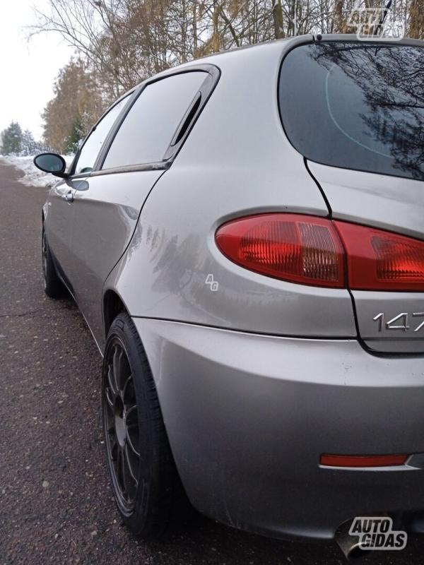 Alfa Romeo 147 2010 in Marijampole, with an engine capacity of 1.60 L and mileage of 200 thousand km for 3000 €, photo 10 on AUTOMOTO.COM.LV