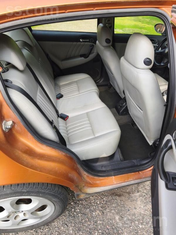 Oranžs Alfa Romeo 147 2005 Valmiera, ar dzinēja tilpumu 2.00 L un nobraukumu 205 tūkst. km par 950 €, foto 7 vietnē AUTOMOTO.COM.LV