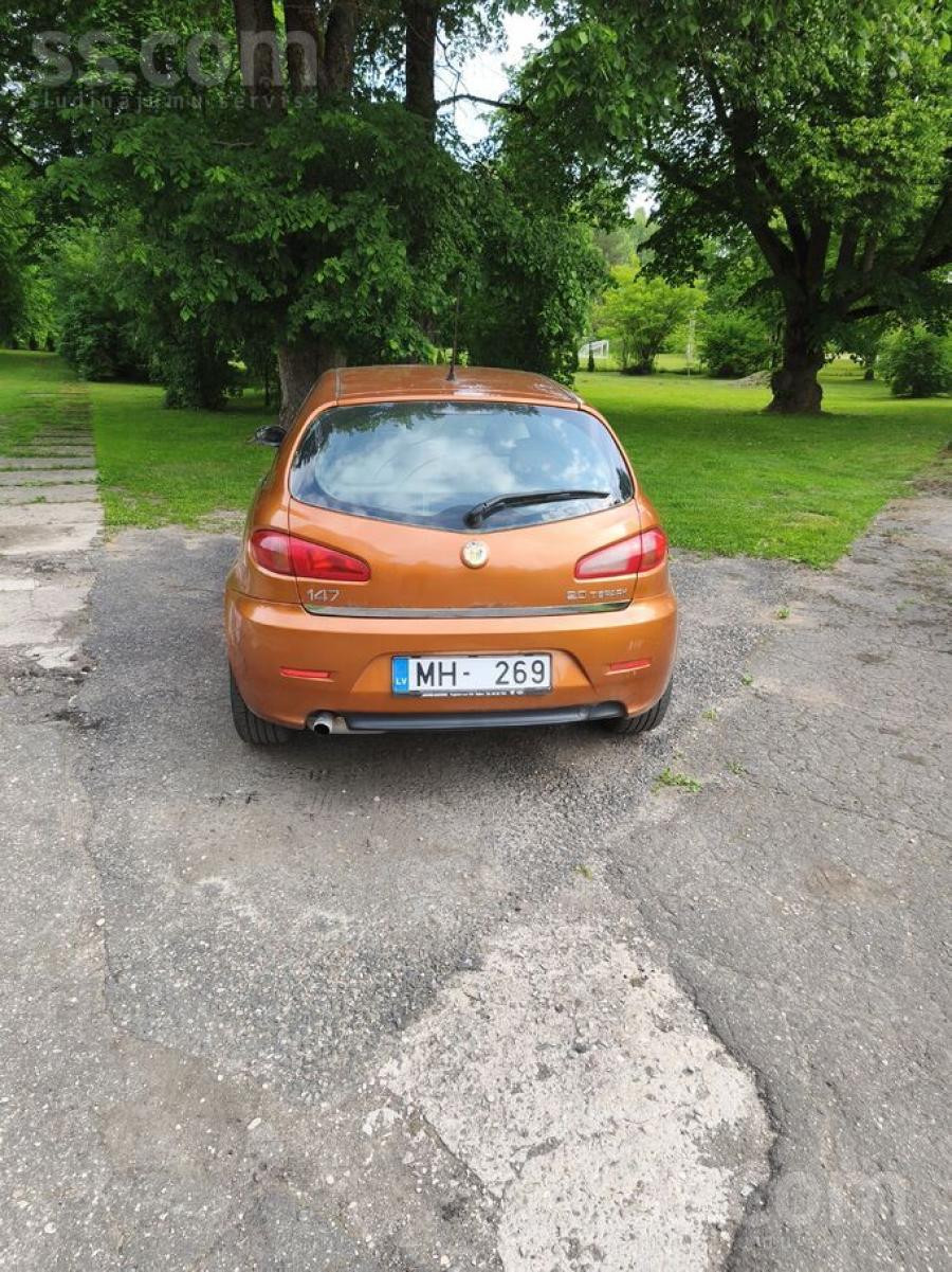 Oranžs Alfa Romeo 147 2005 Valmiera, ar dzinēja tilpumu 2.00 L un nobraukumu 205 tūkst. km par 950 €, foto 10 vietnē AUTOMOTO.COM.LV
