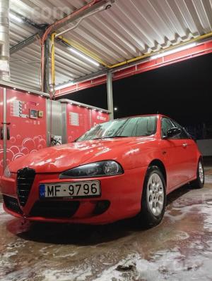 Sarkans Alfa Romeo 147 2007 Alūksne, ar dzinēja tilpumu 1.90 L un nobraukumu 223 tūkst. km par 900 €, foto  vietnē AUTOMOTO.COM.LV