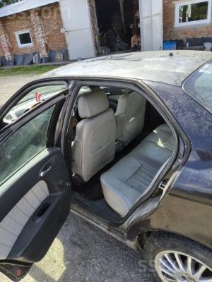 Melns Alfa Romeo 156 2000 Daugavpils, ar dzinēja tilpumu 1.90 L un nobraukumu 305 tūkst. km par 500 €, foto 9 vietnē AUTOMOTO.COM.LV