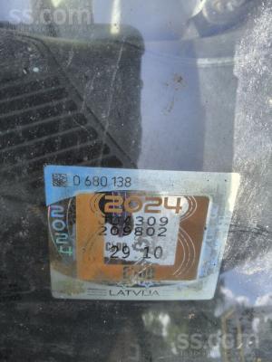 Melns Alfa Romeo 156 2000 Daugavpils, ar dzinēja tilpumu 1.90 L un nobraukumu 305 tūkst. km par 500 €, foto 10 vietnē AUTOMOTO.COM.LV