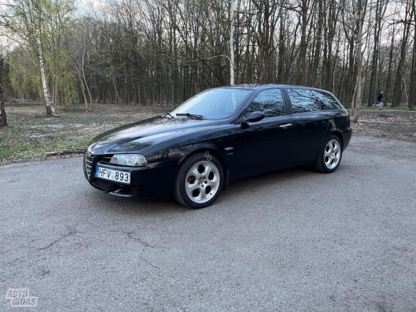 Black Alfa Romeo 156 2004 in Kaunas, with an engine capacity of 1.90 L and mileage of 320 thousand km for 800 €, photo 1 on AUTOMOTO.COM.LV