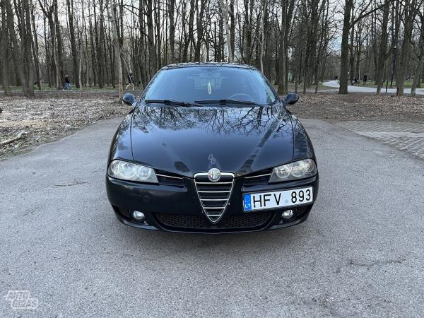 Black Alfa Romeo 156 2004 in Kaunas, with an engine capacity of 1.90 L and mileage of 320 thousand km for 800 €, photo 6 on AUTOMOTO.COM.LV