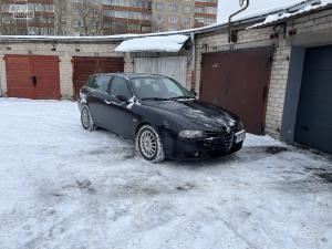 Melns Alfa Romeo 156 2004 Kauņa, ar dzinēja tilpumu 1.90 L un nobraukumu 320 tūkst. km par 800 €, foto 11 vietnē AUTOMOTO.COM.LV