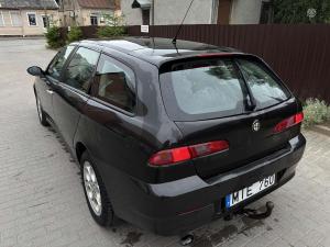 Black Alfa Romeo 156 2004 in Joniskis, with an engine capacity of 1.91 L and mileage of 369 thousand km for 630 €, photo 10 on AUTOMOTO.COM.LV