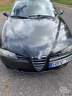 Black Alfa Romeo 156 2005 in Joniskis, with an engine capacity of 1.90 L and mileage of 286 thousand km for 599 €, photo 8 on AUTOMOTO.COM.LV