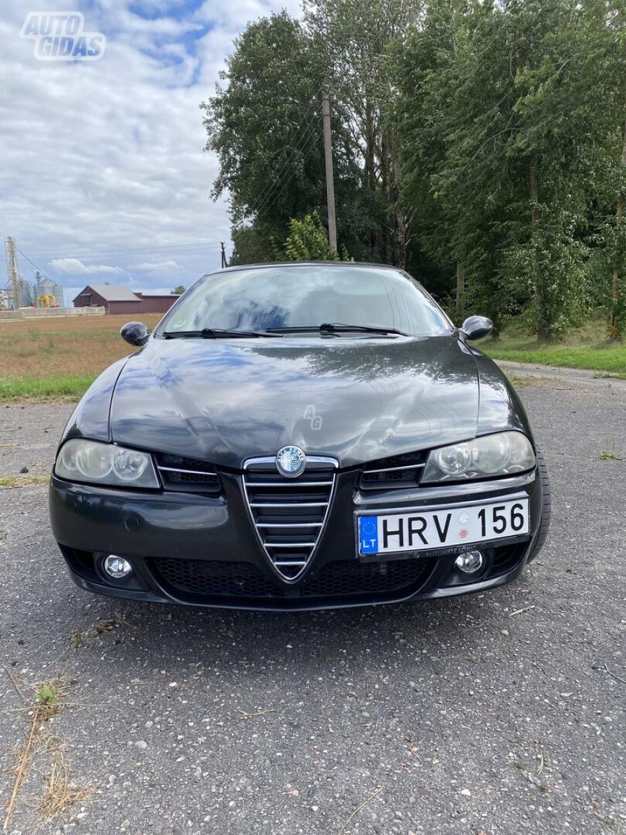 Black Alfa Romeo 156 2005 in Joniskis, with an engine capacity of 1.90 L and mileage of 286 thousand km for 599 €, photo 11 on AUTOMOTO.COM.LV