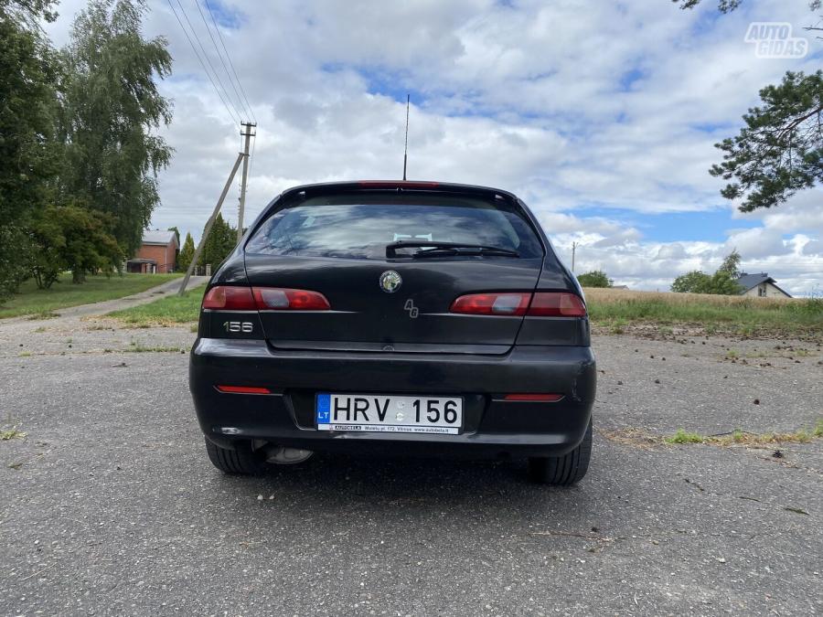 Black Alfa Romeo 156 2005 in Joniskis, with an engine capacity of 1.90 L and mileage of 286 thousand km for 599 €, photo 18 on AUTOMOTO.COM.LV