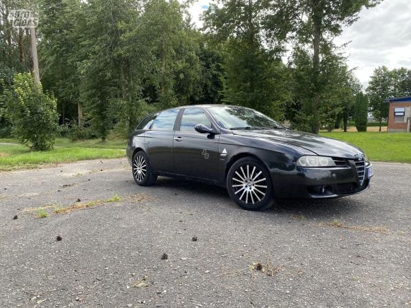 Melns Alfa Romeo 156 2005 Joniškis, ar dzinēja tilpumu 1.90 L un nobraukumu 286 tūkst. km par 599 €, foto 1 vietnē AUTOMOTO.COM.LV