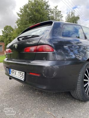Melns Alfa Romeo 156 2005 Joniškis, ar dzinēja tilpumu 1.90 L un nobraukumu 286 tūkst. km par 599 €, foto 17 vietnē AUTOMOTO.COM.LV
