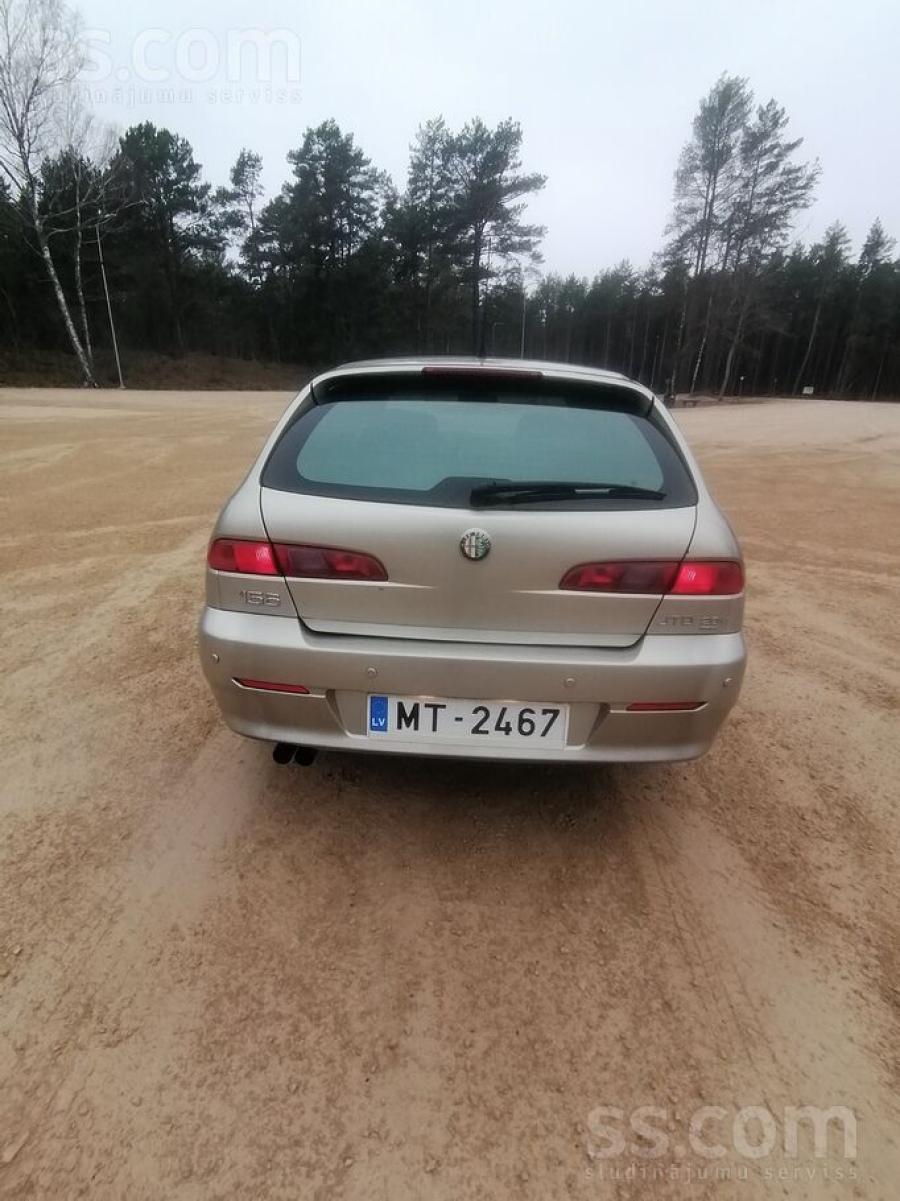 Brown Alfa Romeo 156 2003 in Riga, with an engine capacity of 2.40 L and mileage of 354 thousand km for 1800 €, photo 4 on AUTOMOTO.COM.LV