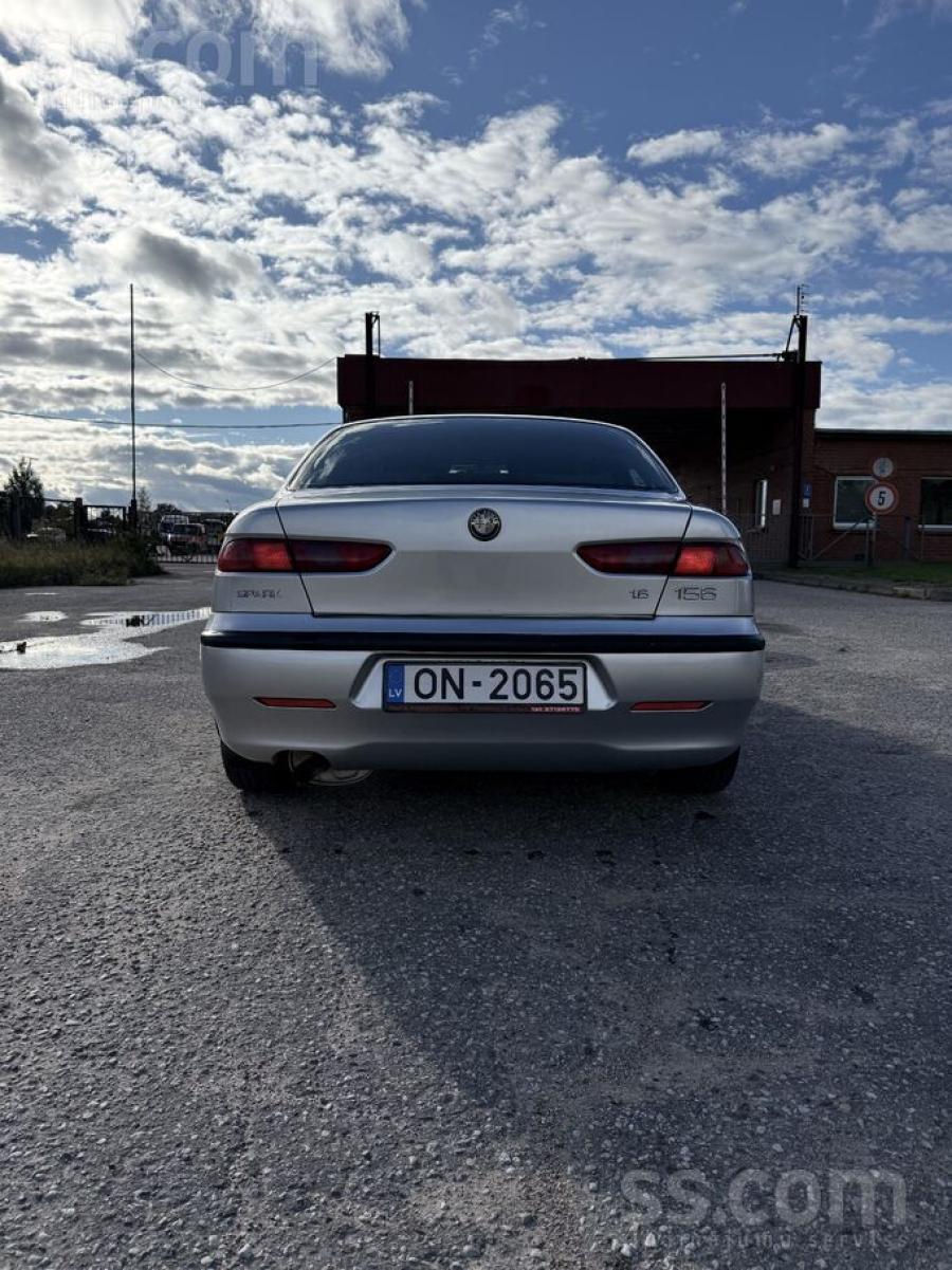 Grey Alfa Romeo 156 2000 in Cesis, with an engine capacity of 1.60 L and mileage of 80 thousand km for 6500 €, photo 11 on AUTOMOTO.COM.LV