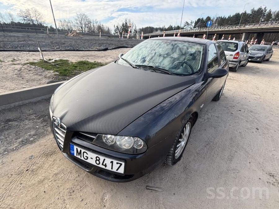 Серый Альфа Ромео 156 2005 в Рига, объемом двигателя 1.90 л и пробегом 250 тыс. км за 3000 €, фото 1 на AUTOMOTO.COM.LV