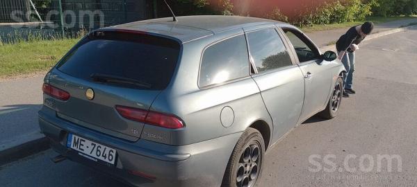 Grey Alfa Romeo 156 2003 in Riga, with an engine capacity of 1.80 L and mileage of 267 thousand km for 390 €, photo 2 on AUTOMOTO.COM.LV