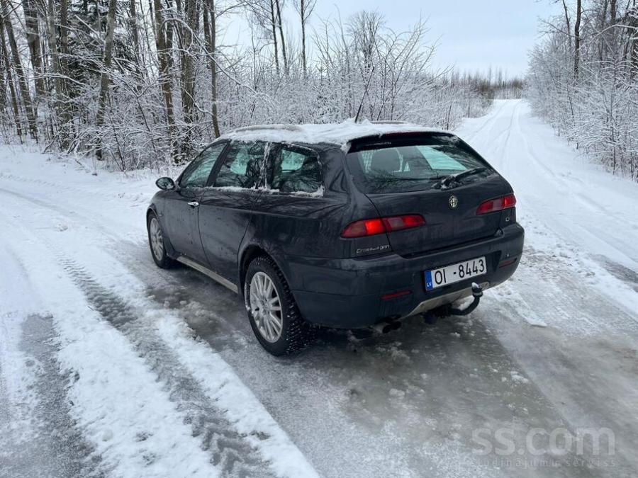 Серый Альфа Ромео 156 2005 в Айзкраукле, объемом двигателя 1.90 л и пробегом 266 тыс. км за 2650 €, фото 5 на AUTOMOTO.COM.LV