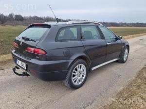 Pelēks Alfa Romeo 156 2005 Aizkraukle, ar dzinēja tilpumu 1.90 L un nobraukumu 266 tūkst. km par 2350 €, foto 4 vietnē AUTOMOTO.COM.LV