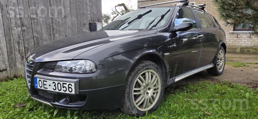Pelēks Alfa Romeo 156 2005 Talsi, ar dzinēja tilpumu 1.90 L un nobraukumu 154 tūkst. km par 3000 €, foto 7 vietnē AUTOMOTO.COM.LV