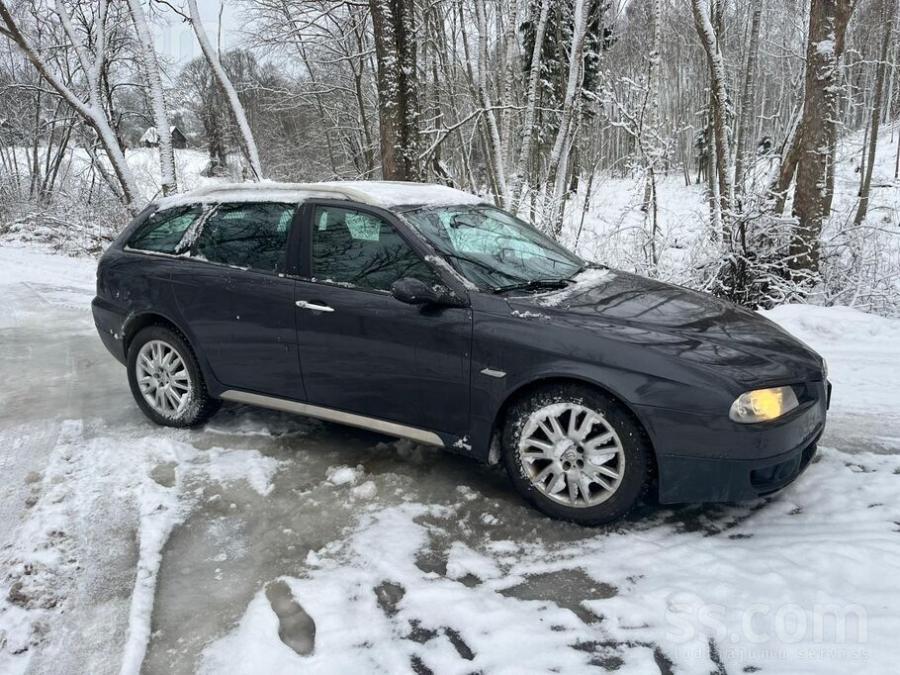 Pelēks Alfa Romeo 156 2005 Aizkraukle, ar dzinēja tilpumu 1.90 L un nobraukumu 266 tūkst. km par 2650 €, foto 3 vietnē AUTOMOTO.COM.LV