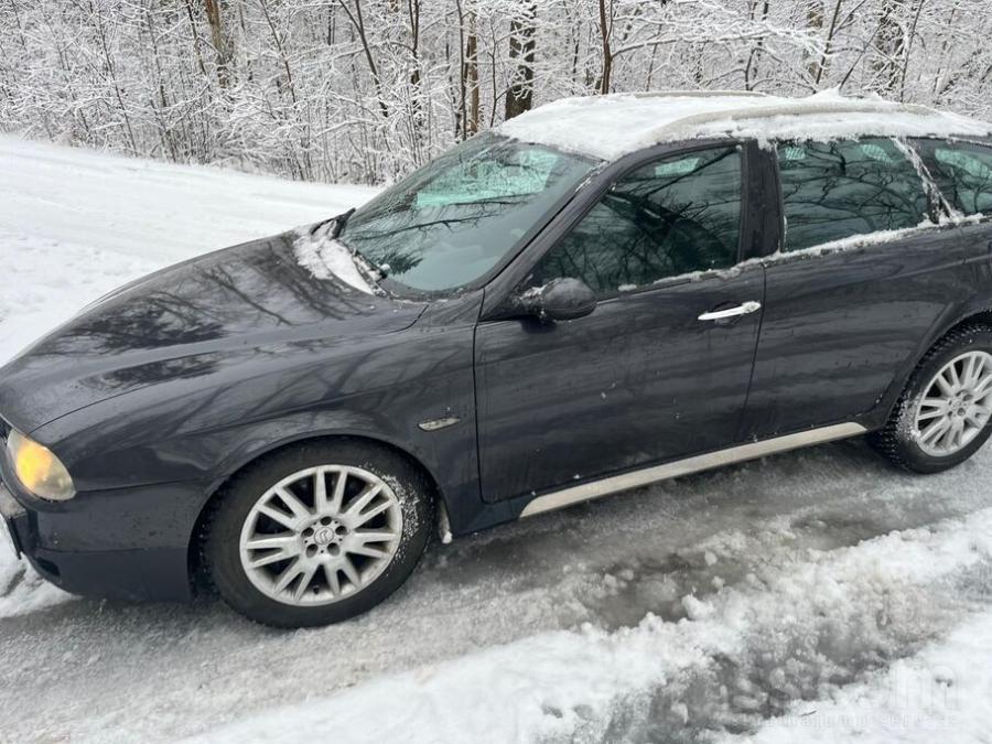 Pelēks Alfa Romeo 156 2005 Aizkraukle, ar dzinēja tilpumu 1.90 L un nobraukumu 266 tūkst. km par 2650 €, foto 4 vietnē AUTOMOTO.COM.LV