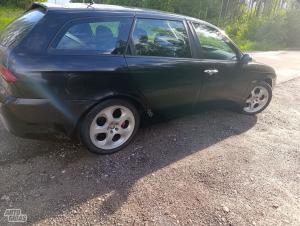 Alfa Romeo 156 2004 Viļņa, ar dzinēja tilpumu 1.90 L un nobraukumu 322 tūkst. km par 800 €, foto 4 vietnē AUTOMOTO.COM.LV