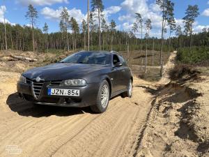 Alfa Romeo 156 2005 Tauragė, ar dzinēja tilpumu 1.90 L un nobraukumu 240 tūkst. km par 1300 €, foto  vietnē AUTOMOTO.COM.LV