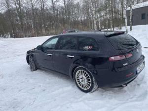 Melns Alfa Romeo 159 2007 Ignalina, ar dzinēja tilpumu 1.90 L un nobraukumu 400 tūkst. km par 1100 €, foto 8 vietnē AUTOMOTO.COM.LV