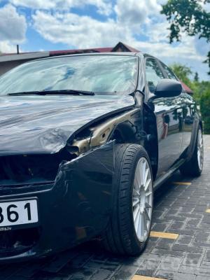 Melns Alfa Romeo 159 2006 Saldus, ar dzinēja tilpumu 2.40 L un nobraukumu 258 tūkst. km par 1600 €, foto 8 vietnē AUTOMOTO.COM.LV
