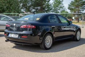 Melns Alfa Romeo 159 2006 Liepāja, ar dzinēja tilpumu 1.80 L un nobraukumu 208 tūkst. km par 2350 €, foto 5 vietnē AUTOMOTO.COM.LV