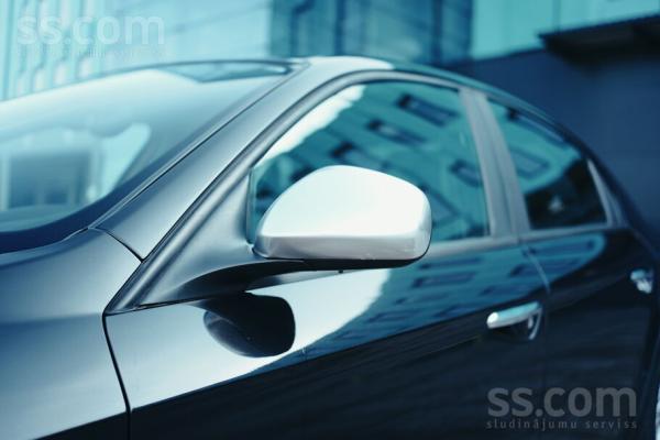 Melns Alfa Romeo 159 2008 Rīga, ar dzinēja tilpumu 2.40 L un nobraukumu 254 tūkst. km par 6800 €, foto 9 vietnē AUTOMOTO.COM.LV
