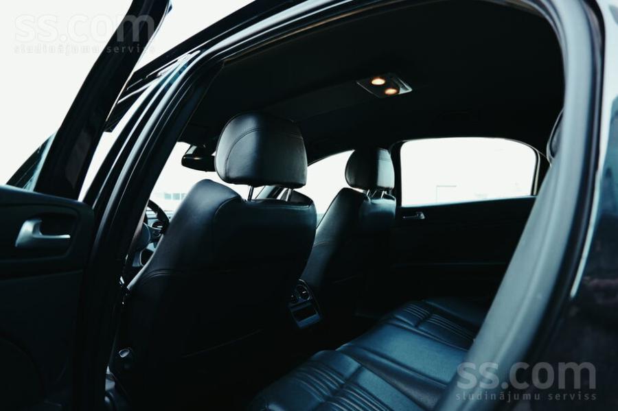 Melns Alfa Romeo 159 2008 Rīga, ar dzinēja tilpumu 2.40 L un nobraukumu 254 tūkst. km par 6800 €, foto 18 vietnē AUTOMOTO.COM.LV