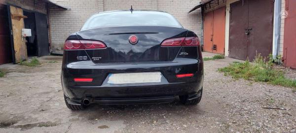 Melns Alfa Romeo 159 2009 Kauņa, ar dzinēja tilpumu 1.96 L un nobraukumu 298 tūkst. km par 2100 €, foto 9 vietnē AUTOMOTO.COM.LV