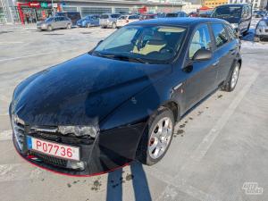 Black Alfa Romeo 159 2007 in Vilnius, with an engine capacity of 1.80 L and mileage of 159 thousand km for 2299 €, photo  on AUTOMOTO.COM.LV