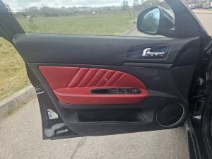 Melns Alfa Romeo 159 2007 Viļņa, ar dzinēja tilpumu 1.90 L un nobraukumu 253 tūkst. km par 900 €, foto 13 vietnē AUTOMOTO.COM.LV