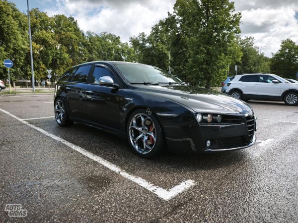 Melns Alfa Romeo 159 2007 Marijampole, ar dzinēja tilpumu 1.90 L un nobraukumu 314 tūkst. km par 3680 €, foto 3 vietnē AUTOMOTO.COM.LV