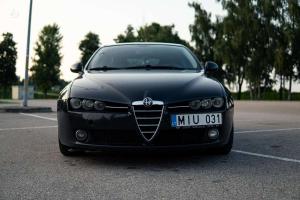 Melns Alfa Romeo 159 2007 Kėdainiai, ar dzinēja tilpumu 1.90 L un nobraukumu 313 tūkst. km par 800 €, foto 3 vietnē AUTOMOTO.COM.LV