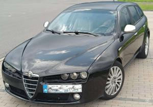 Melns Alfa Romeo 159 2007 Kauņa, ar dzinēja tilpumu 1.91 L un nobraukumu 368 tūkst. km par 1250 €, foto 3 vietnē AUTOMOTO.COM.LV