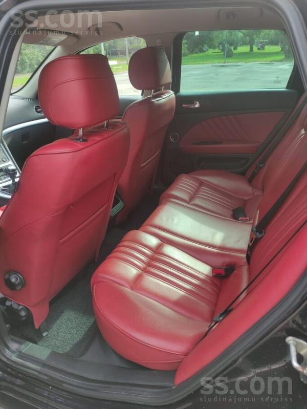 Melns Alfa Romeo 159 2007 Rīga, ar dzinēja tilpumu 1.90 L un nobraukumu 251 tūkst. km par 2400 €, foto 6 vietnē AUTOMOTO.COM.LV