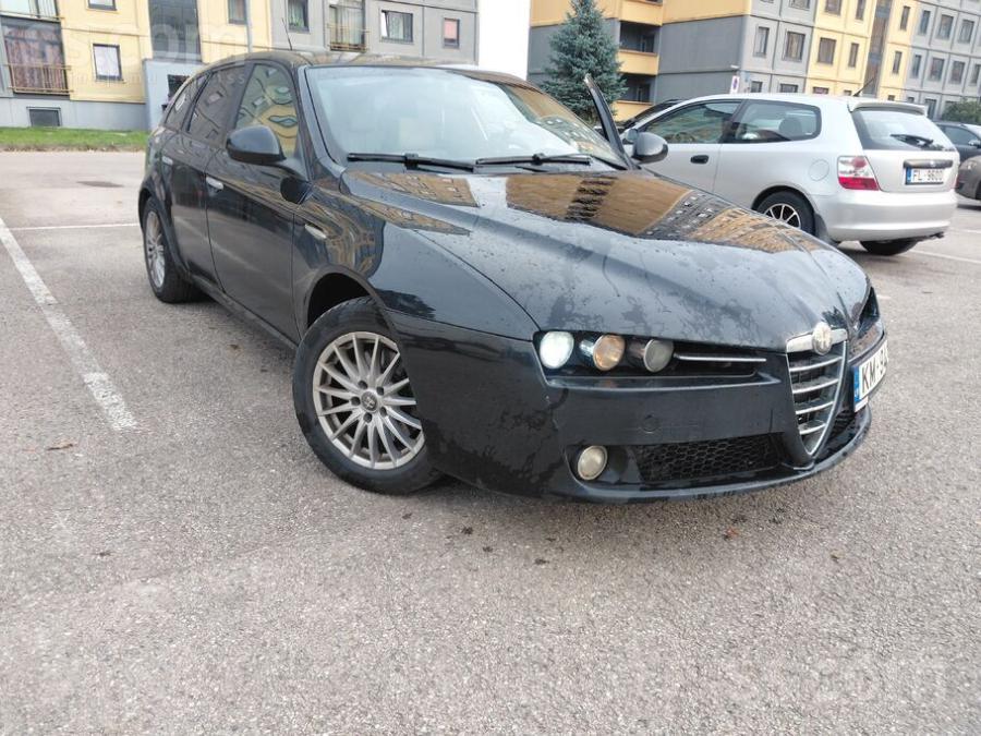 Черный Альфа Ромео 159 2007 в Рига, объемом двигателя 1.90 л и пробегом 281 тыс. км за 1300 €, фото 1 на AUTOMOTO.COM.LV