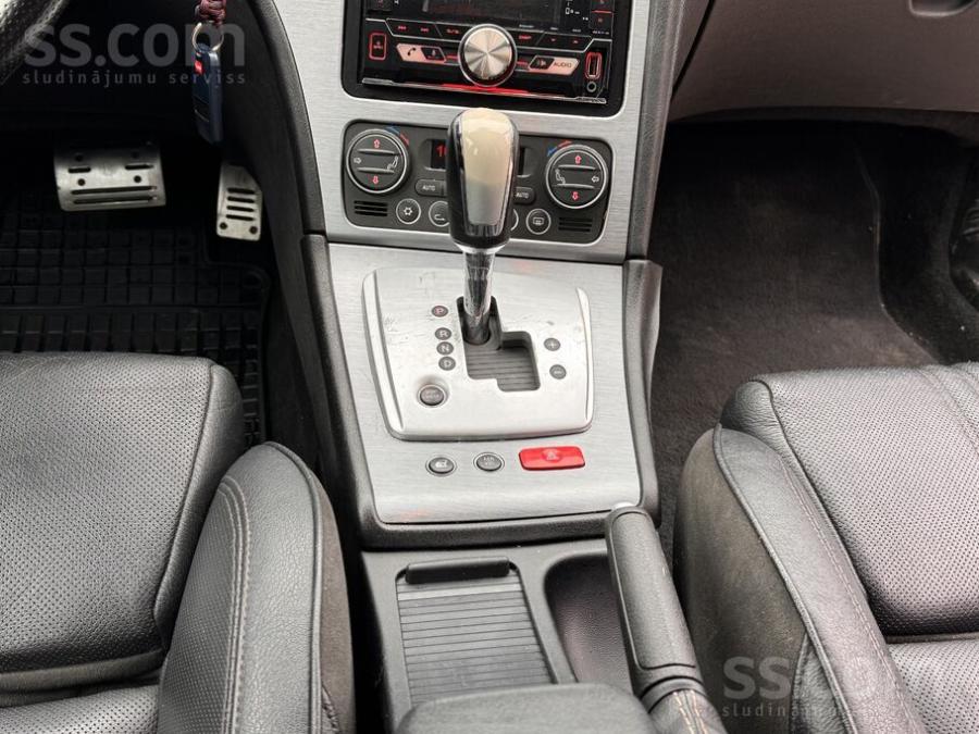 Melns Alfa Romeo 159 2008 Rīga, ar dzinēja tilpumu 2.40 L un nobraukumu 268 tūkst. km par 3450 €, foto 11 vietnē AUTOMOTO.COM.LV