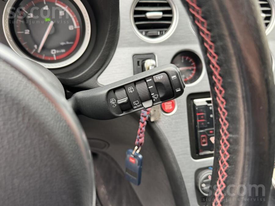 Melns Alfa Romeo 159 2008 Rīga, ar dzinēja tilpumu 2.40 L un nobraukumu 268 tūkst. km par 3450 €, foto 13 vietnē AUTOMOTO.COM.LV