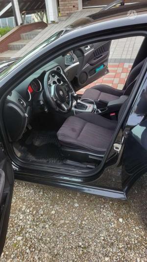 Melns Alfa Romeo 159 2009 Viļņa, ar dzinēja tilpumu 1.91 L un nobraukumu 328 tūkst. km par 2200 €, foto 6 vietnē AUTOMOTO.COM.LV