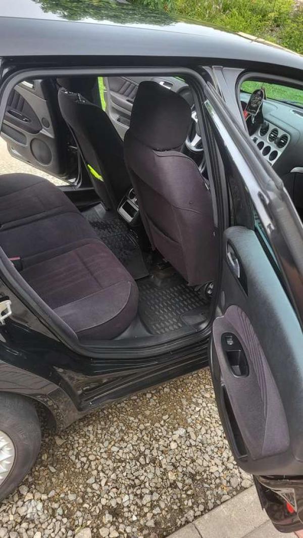 Melns Alfa Romeo 159 2009 Viļņa, ar dzinēja tilpumu 1.91 L un nobraukumu 328 tūkst. km par 2200 €, foto 8 vietnē AUTOMOTO.COM.LV