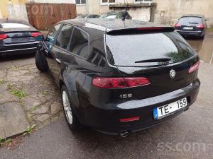 Black Alfa Romeo 159 2010 in Riga, with an engine capacity of 1.80 L and mileage of 156 thousand km for 4750 €, photo 6 on AUTOMOTO.COM.LV