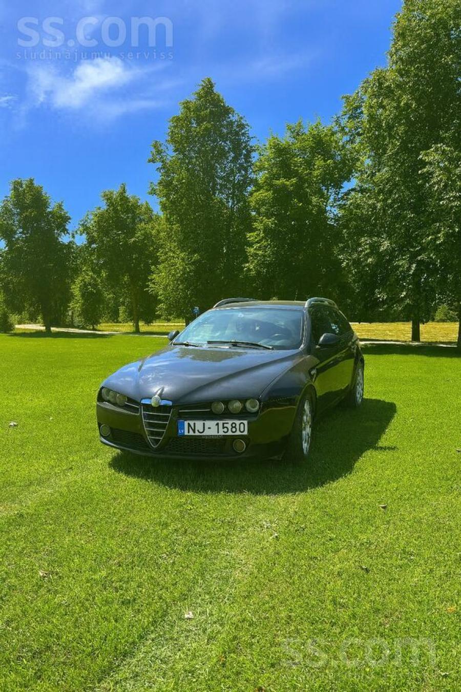 Melns Alfa Romeo 159 2010 Ogre, ar dzinēja tilpumu 1.90 L un nobraukumu 272 tūkst. km par 4800 €, foto 8 vietnē AUTOMOTO.COM.LV