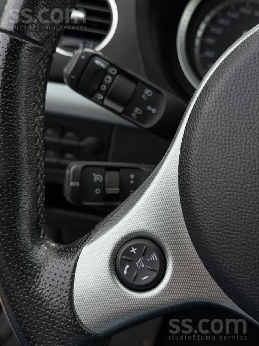 Melns Alfa Romeo 159 2010 Rīga, ar dzinēja tilpumu 1.70 L un nobraukumu 156 tūkst. km par 6280 €, foto 17 vietnē AUTOMOTO.COM.LV