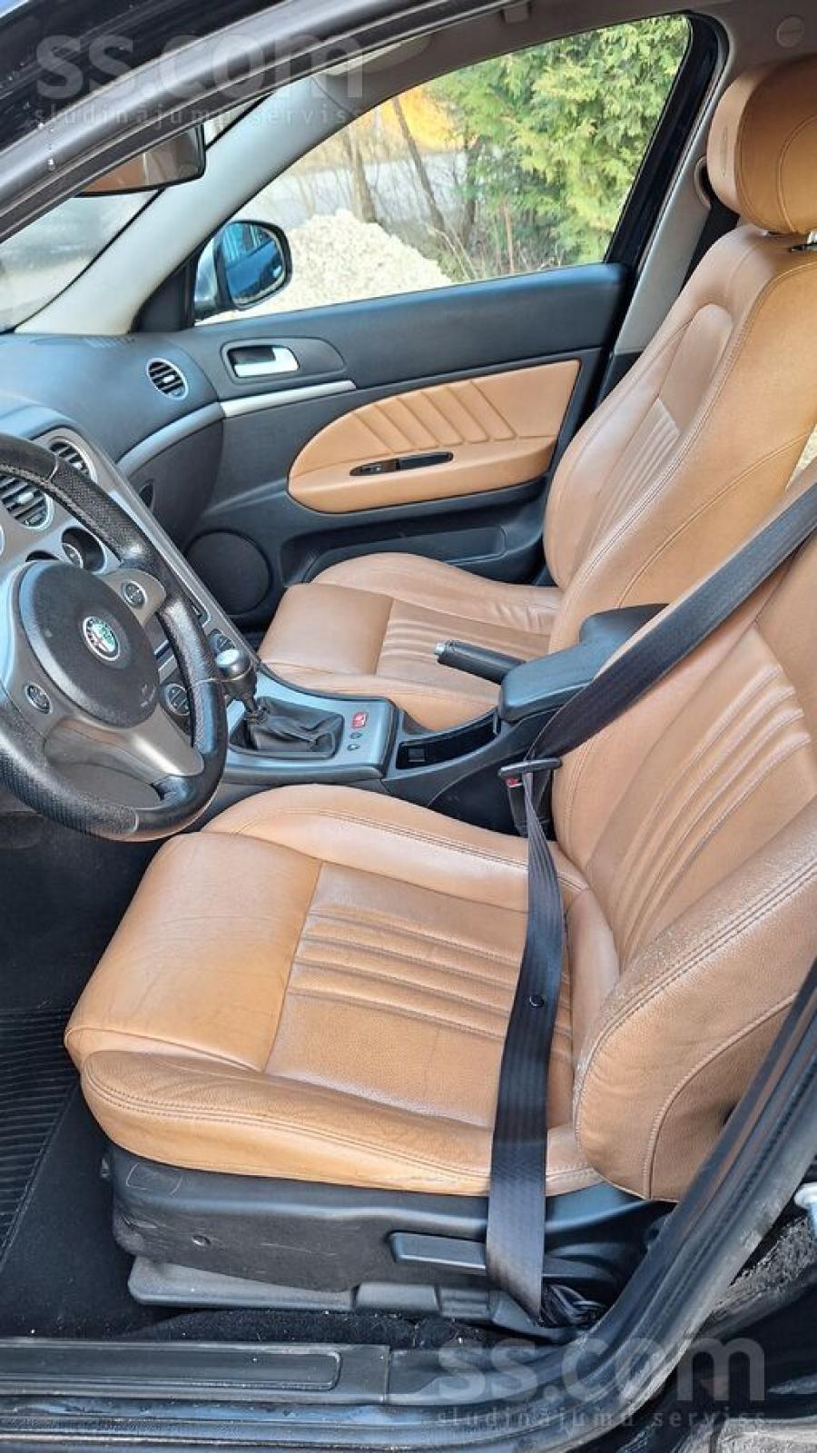 Melns Alfa Romeo 159 2010 Rīga, ar dzinēja tilpumu 1.90 L un nobraukumu 326 tūkst. km par 1650 €, foto 11 vietnē AUTOMOTO.COM.LV