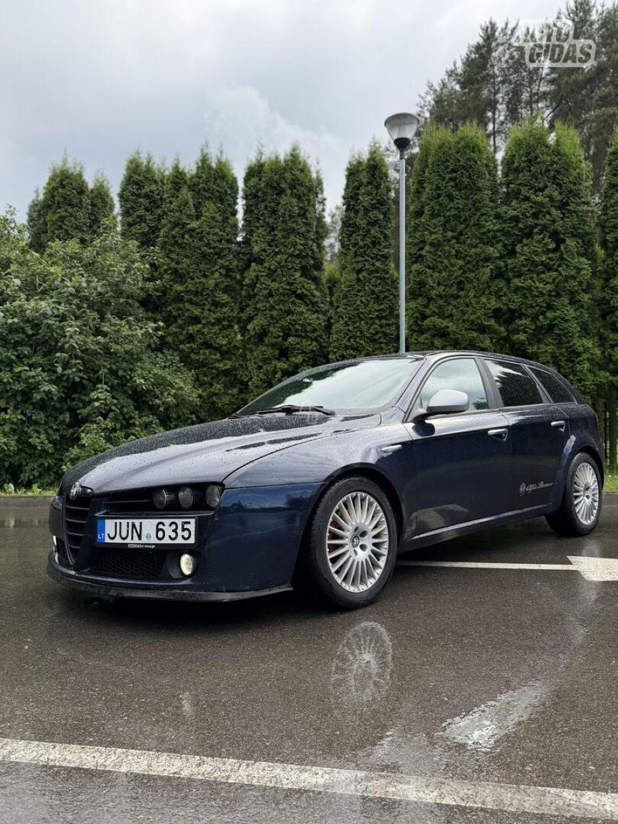 Zils Alfa Romeo 159 2006 Elektrėnai, ar dzinēja tilpumu 1.90 L un nobraukumu 452 tūkst. km par 2000 €, foto 4 vietnē AUTOMOTO.COM.LV