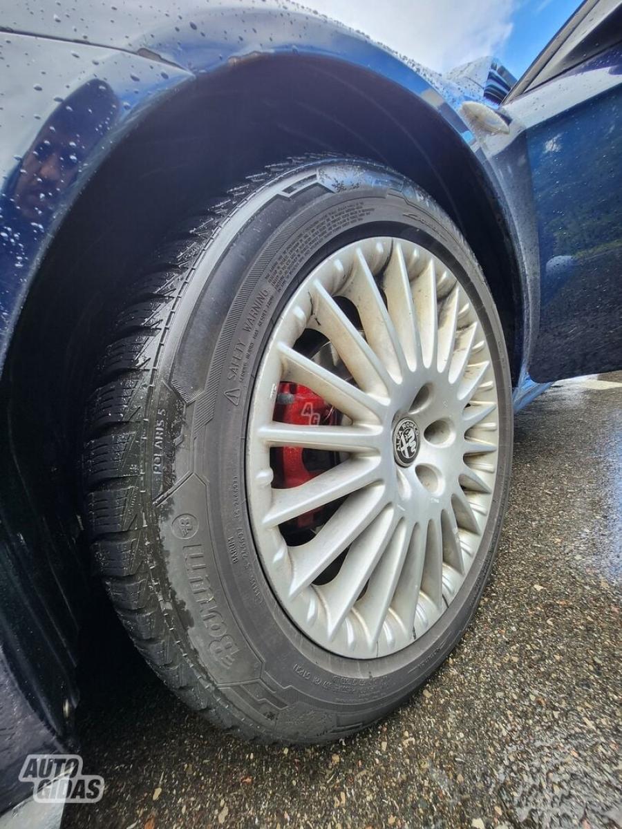Zils Alfa Romeo 159 2006 Elektrėnai, ar dzinēja tilpumu 1.90 L un nobraukumu 452 tūkst. km par 2000 €, foto 12 vietnē AUTOMOTO.COM.LV